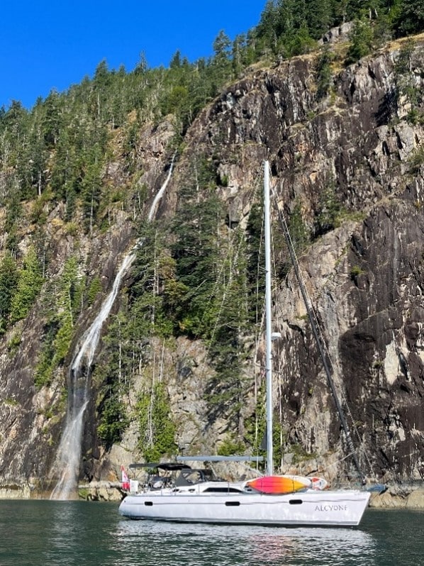 Peter & Susan - Specialty Yachts